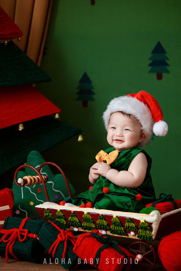 Santa Baby - Aloha Media