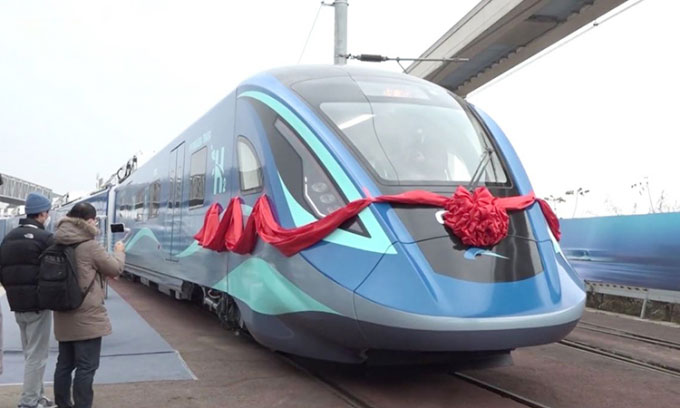 Xuất xưởng tàu đô thị chạy bằng hydro đầu tiên - Yêu Khoa Học